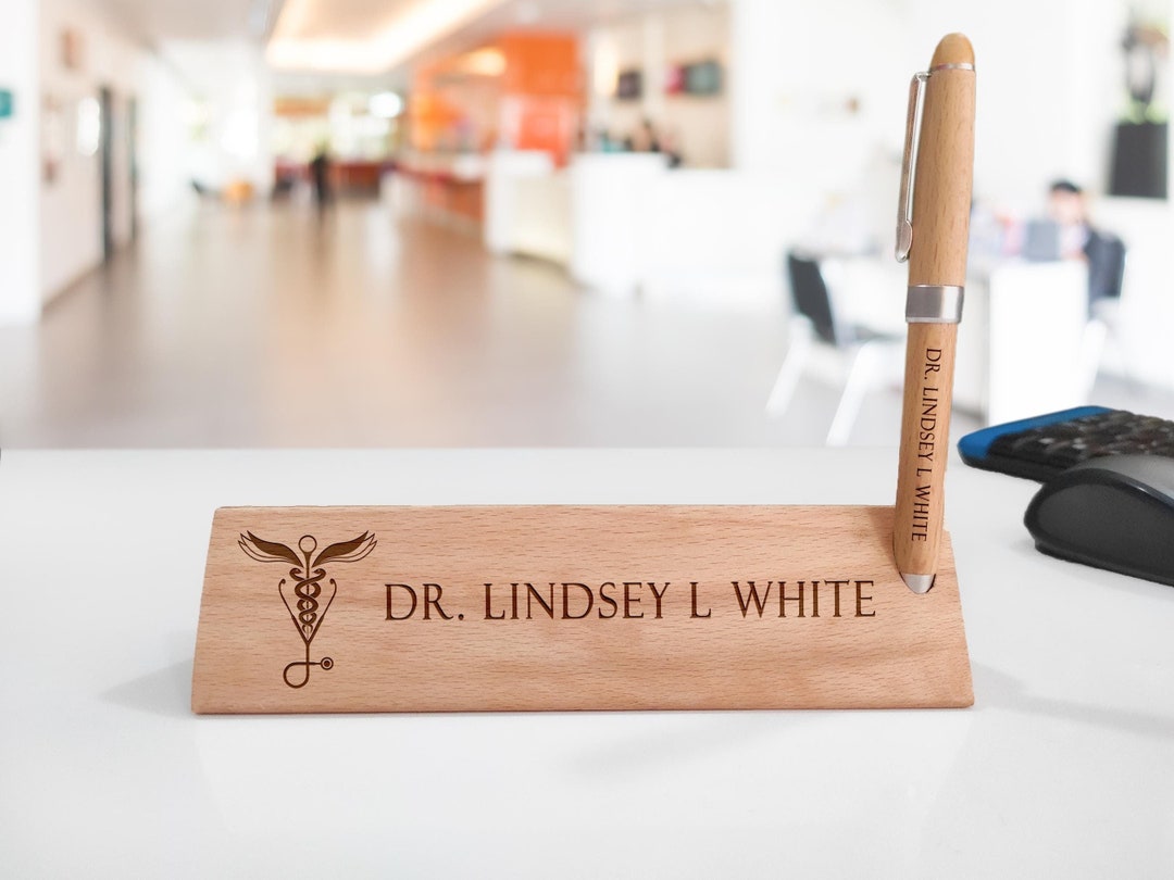 Personalized Wooden Name Plate Box & Ballpoint Pen Set for Doctors ...