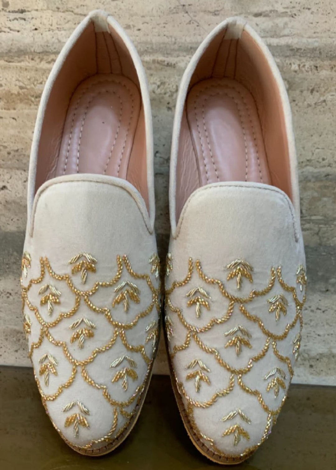 Handmade Mens Wedding Shoes in Off-white Jutti for Men Traditional ...