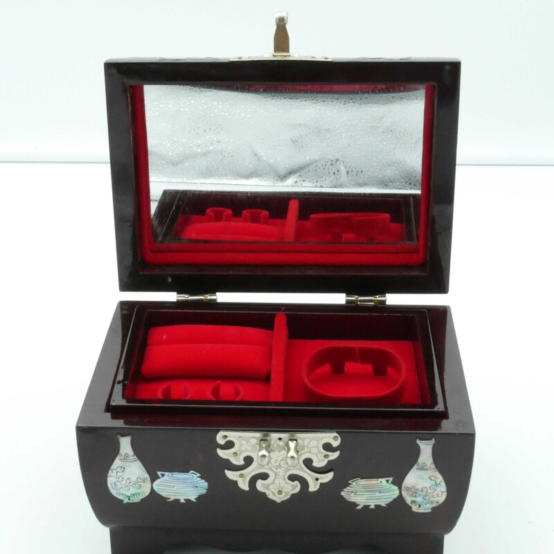 Traditional Jewelry Box - Etsy