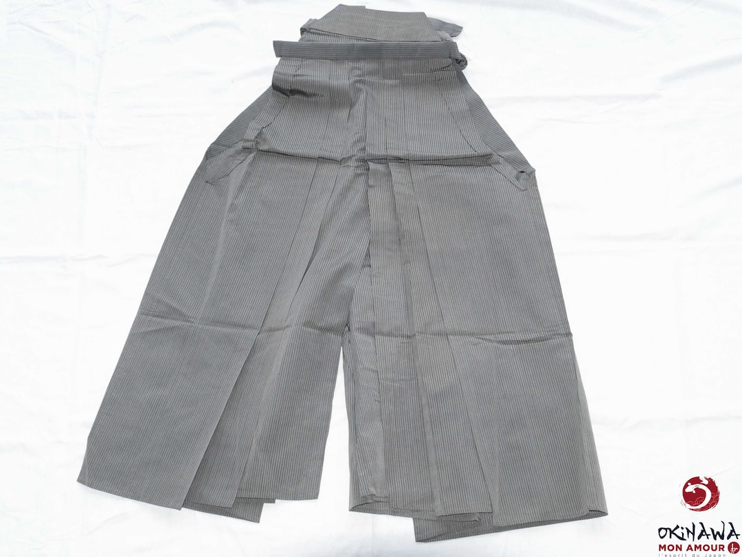 Traditional Japanese Ceremonial Hakama Pants in Gray Umanori Type Silk ...