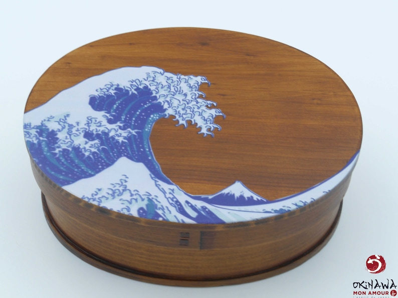Japanese Cedar Wood Bento Box Depicting the Wave off Kanagawa - Etsy