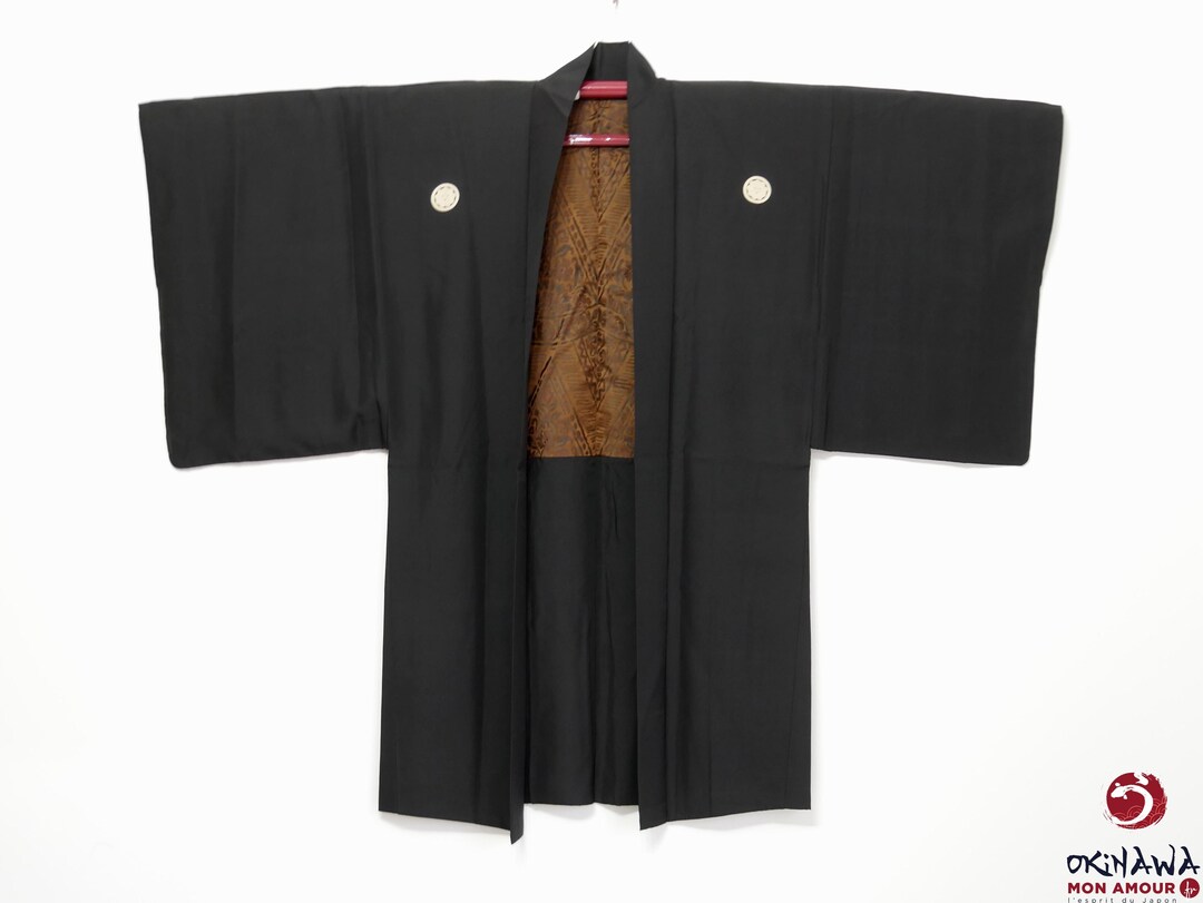 Traditional Japanese Haori for Men in Smooth Black Silk With Bronze ...