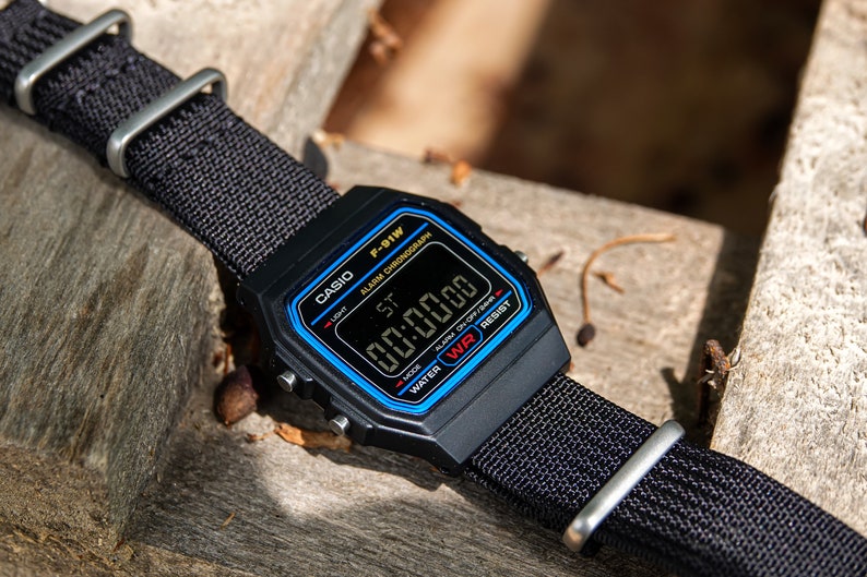 Pitch Black – Modified Watch Based on Casio F-91W – All-black Digital ...