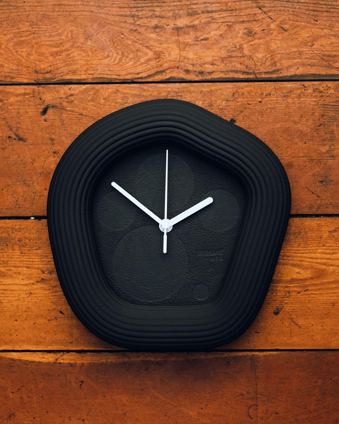 Wallie Obsidian Black Clock - Etsy