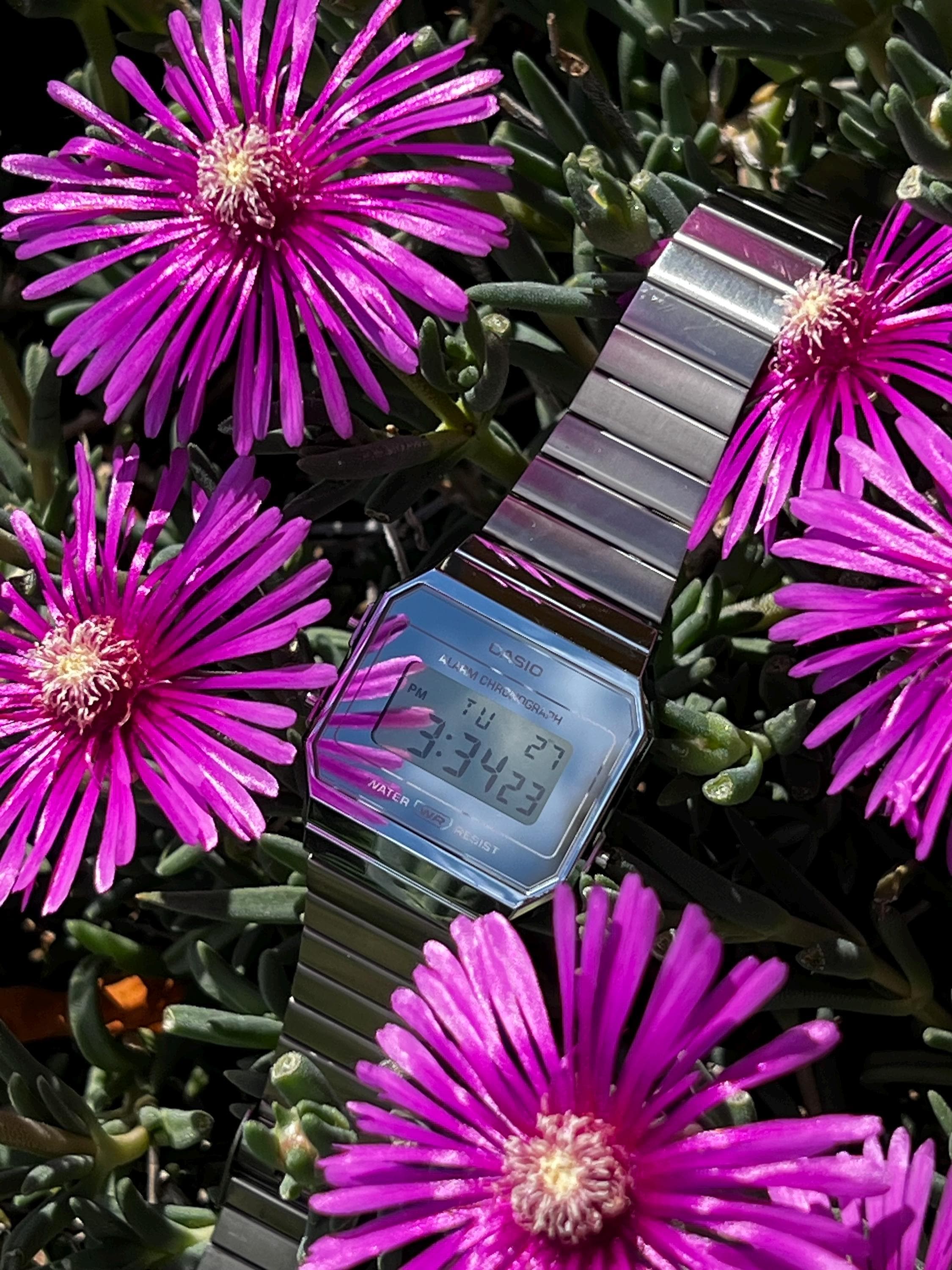 Full Mirror – Modified Watch Based on Casio A700 – Custom Digital Watch ...