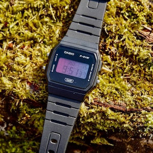 Vaporwave – Modified Watch Based on Casio F-91W – Custom Digital Casio ...