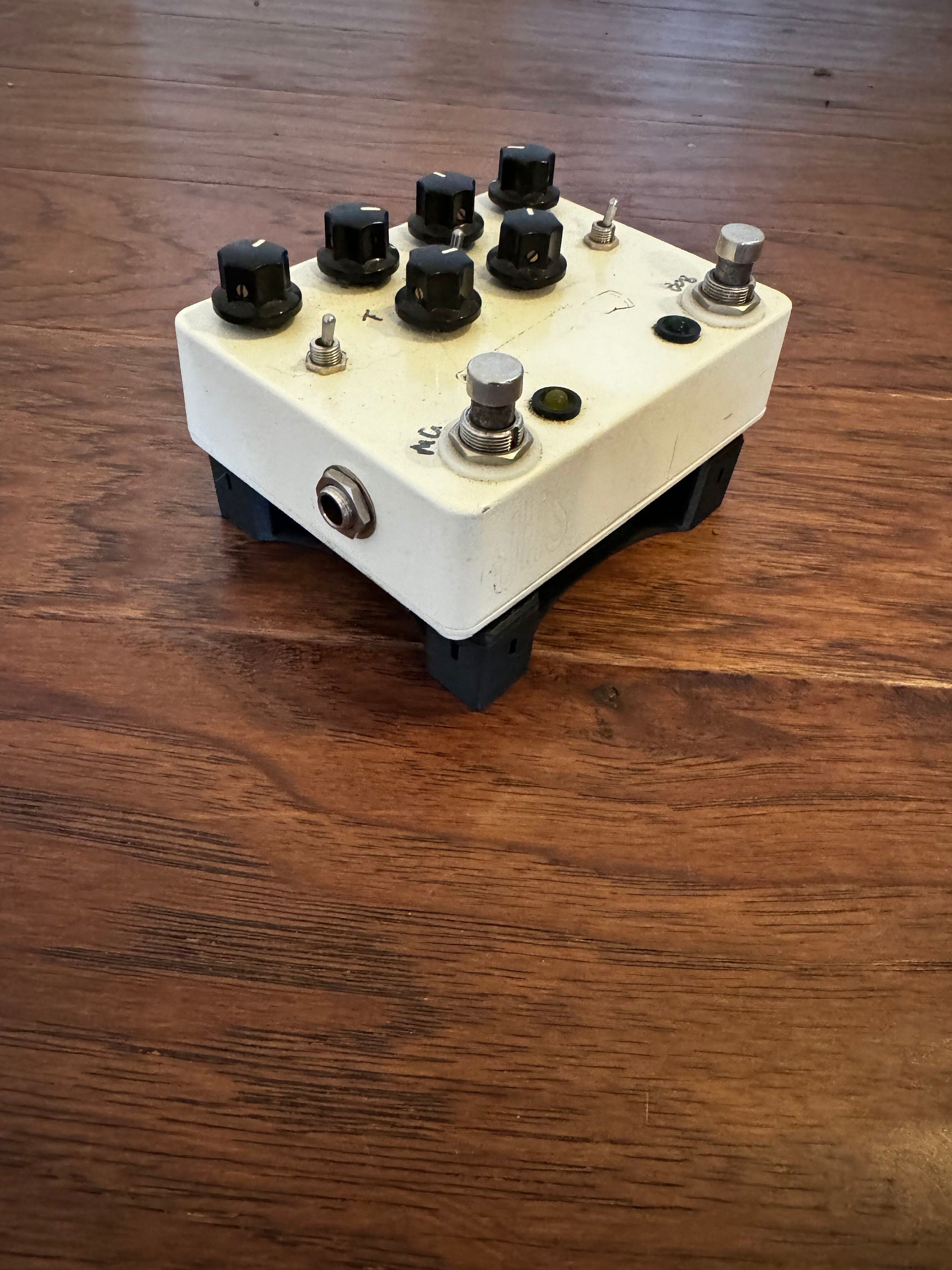 Guitar Pedal Risers - Etsy