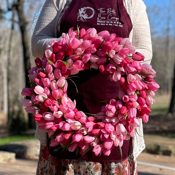 Tulip Wreath - Etsy