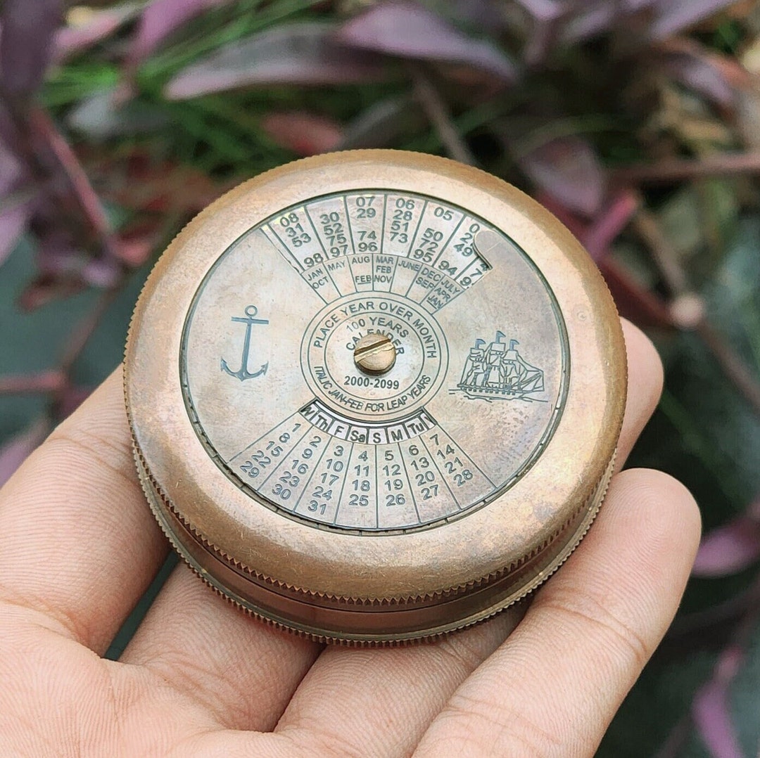 Personalized Antique Vintage Working Compass, 100 Years Calendar ...