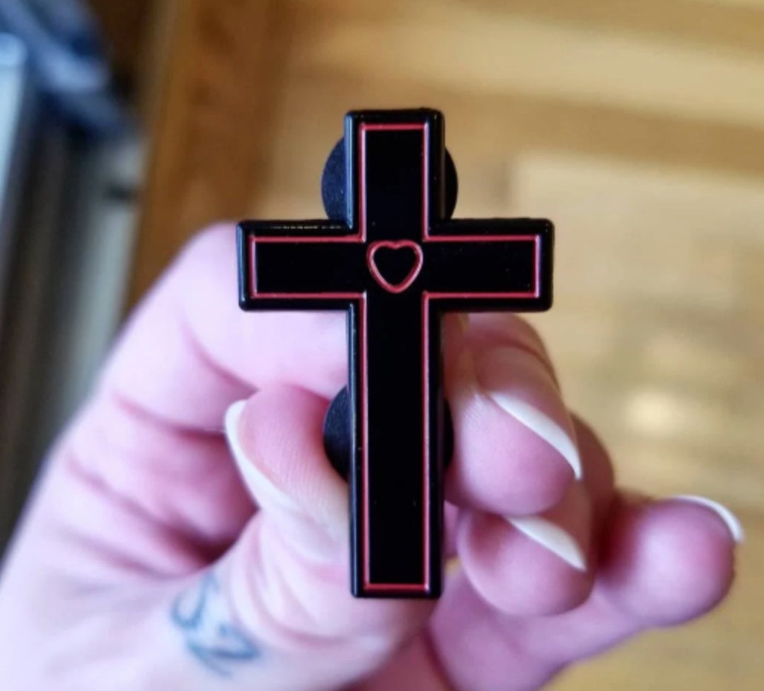 Lady Gaga- Judas Pin - Born This Way - Etsy