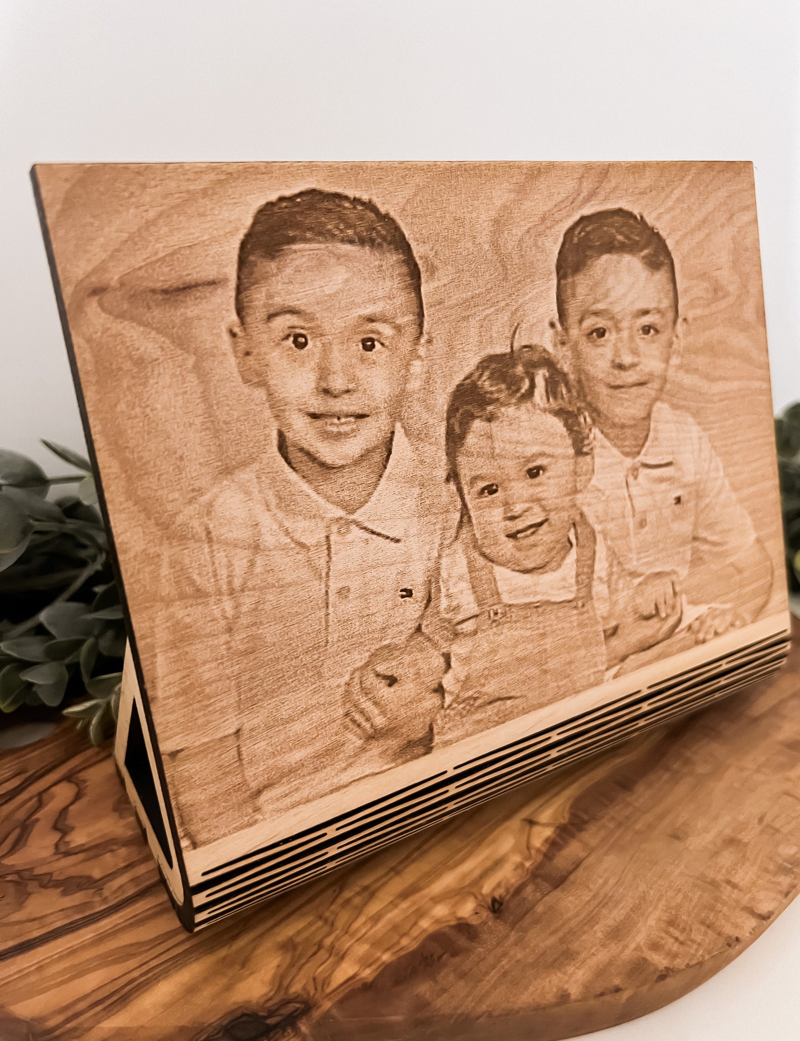 Laser Engraved Photo on Wood, Family Burning Wooden Photo Frame ...