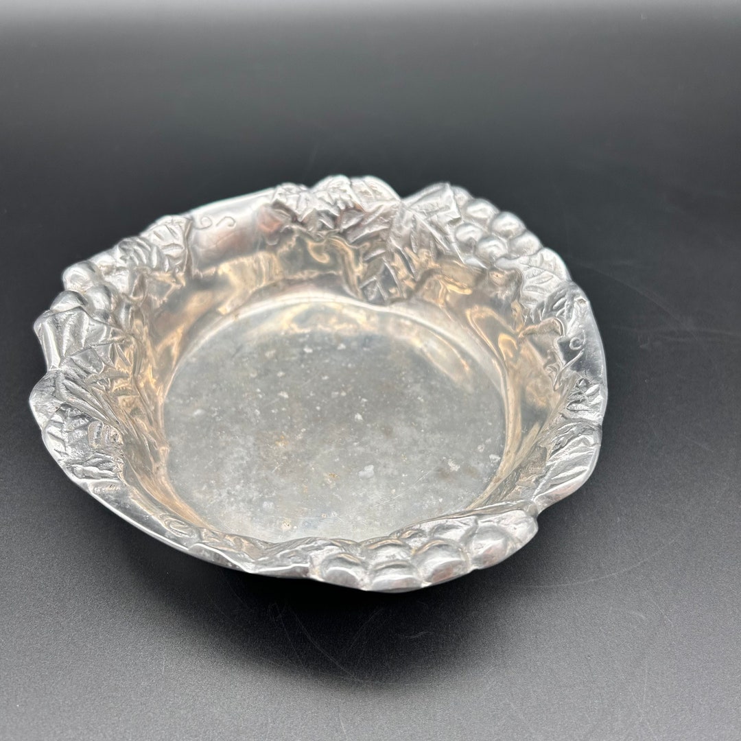 The Pintel Collection Grapes Design 1990s Round Bowl - Etsy