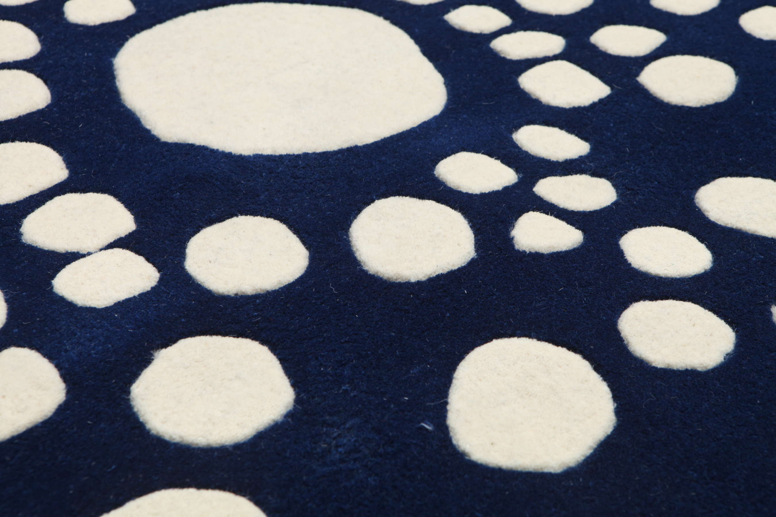 New Minimalist Round Shaped Rug Handmade Designer Rugs Contemporary ...