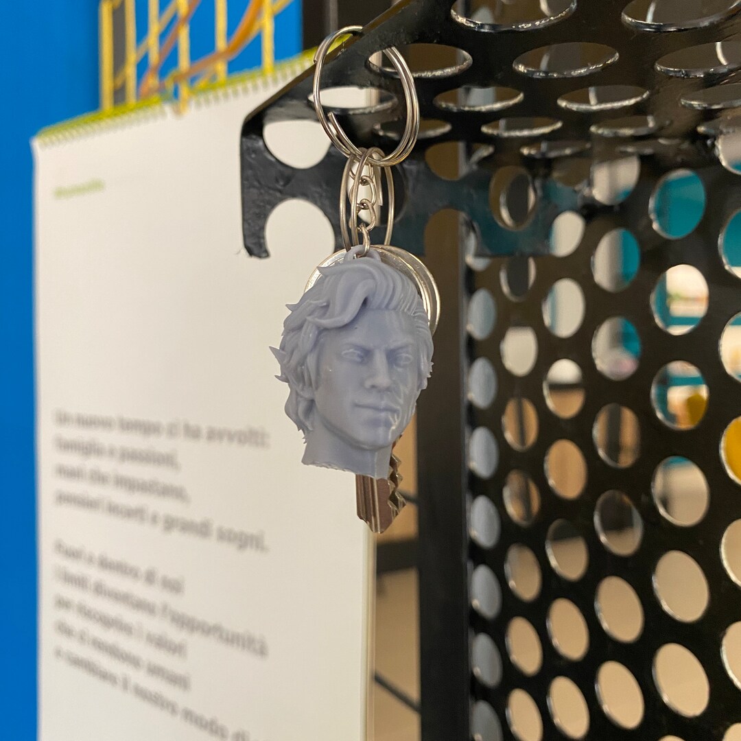 Astarion Head Keychain / Keyring / Accessories / Videogames / Resin ...