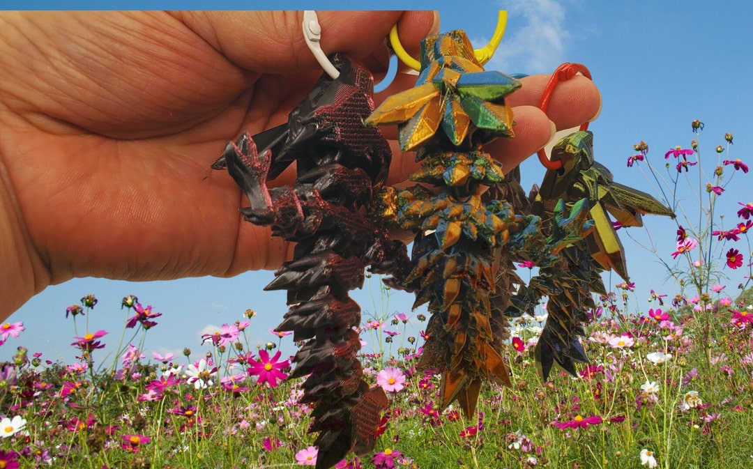 Dragon Keychain, 3d Printed, Crystal Dragon Tadling Keychain, Fidget ...