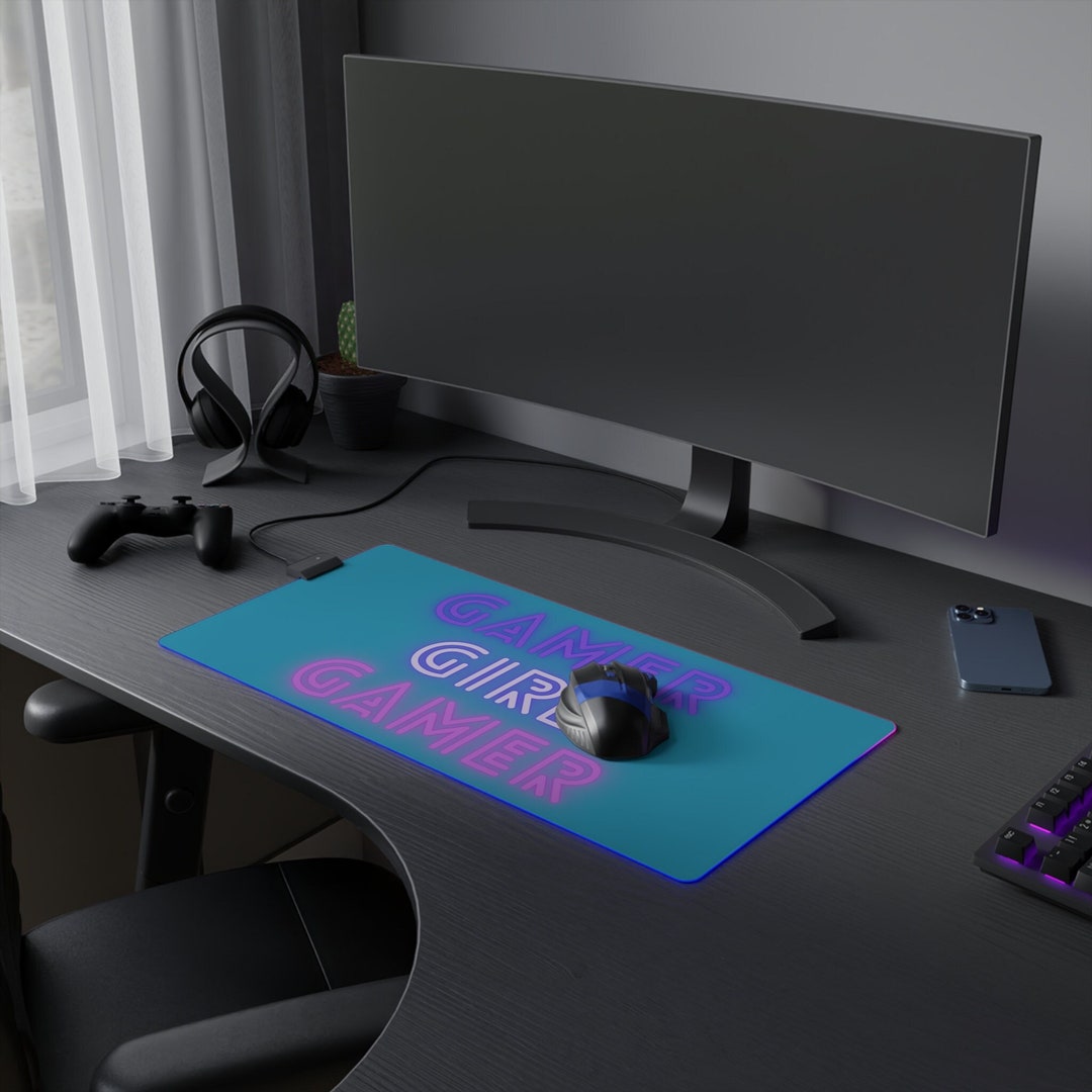 LED Light up Gamer Girl Gaming Mouse Pad, Non Slip Mouse Pad ...