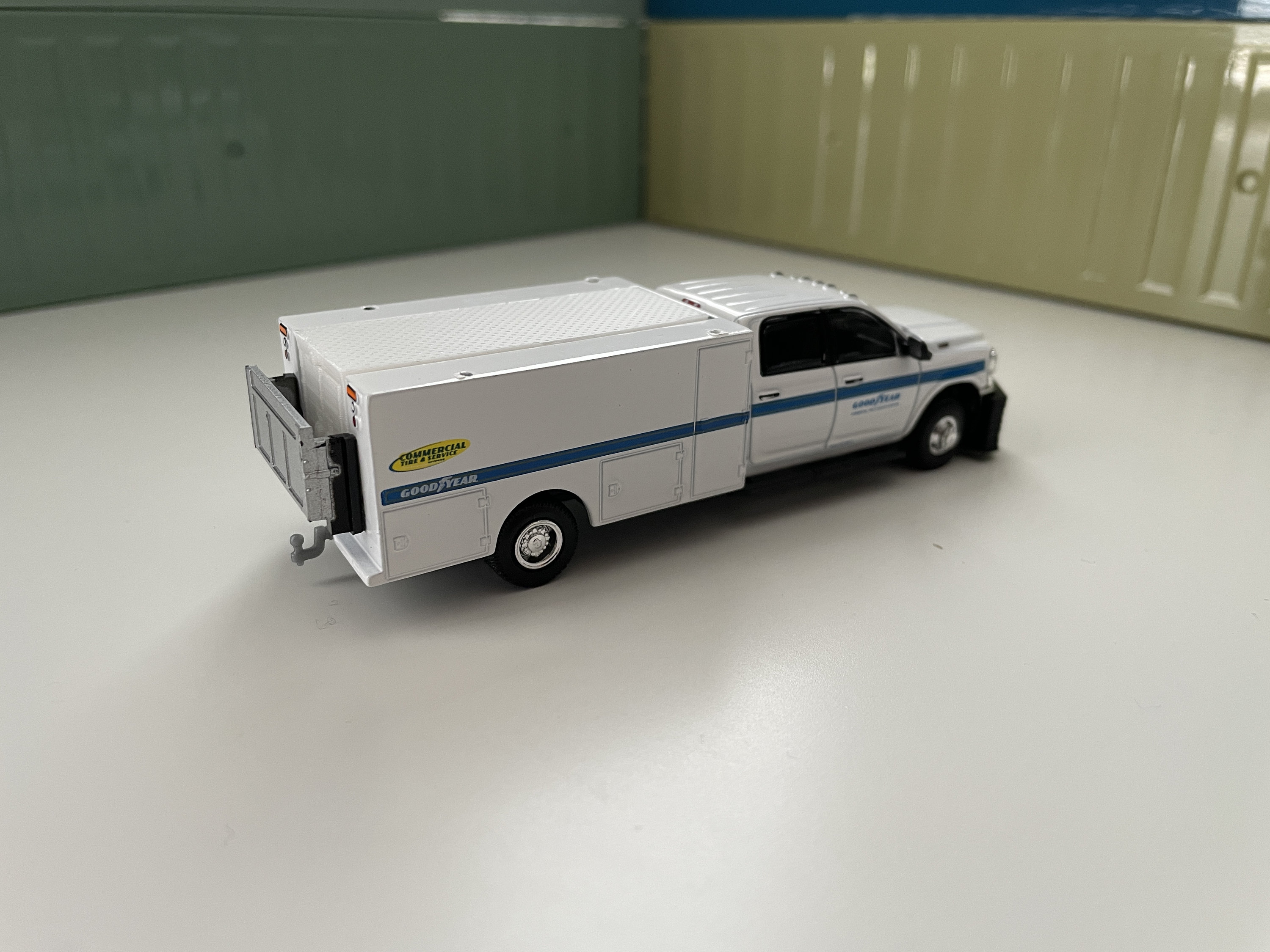 3D Print Flush Shell for 1/64 Greenlight Dodge Ram Chevy 3500 Service ...