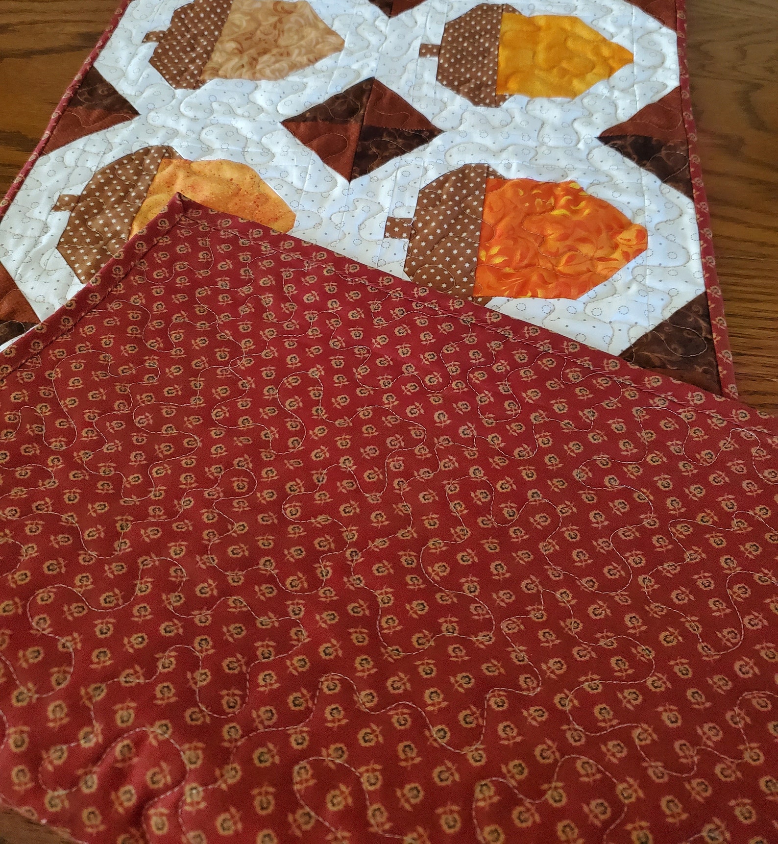 Acorn Table Runner - Etsy