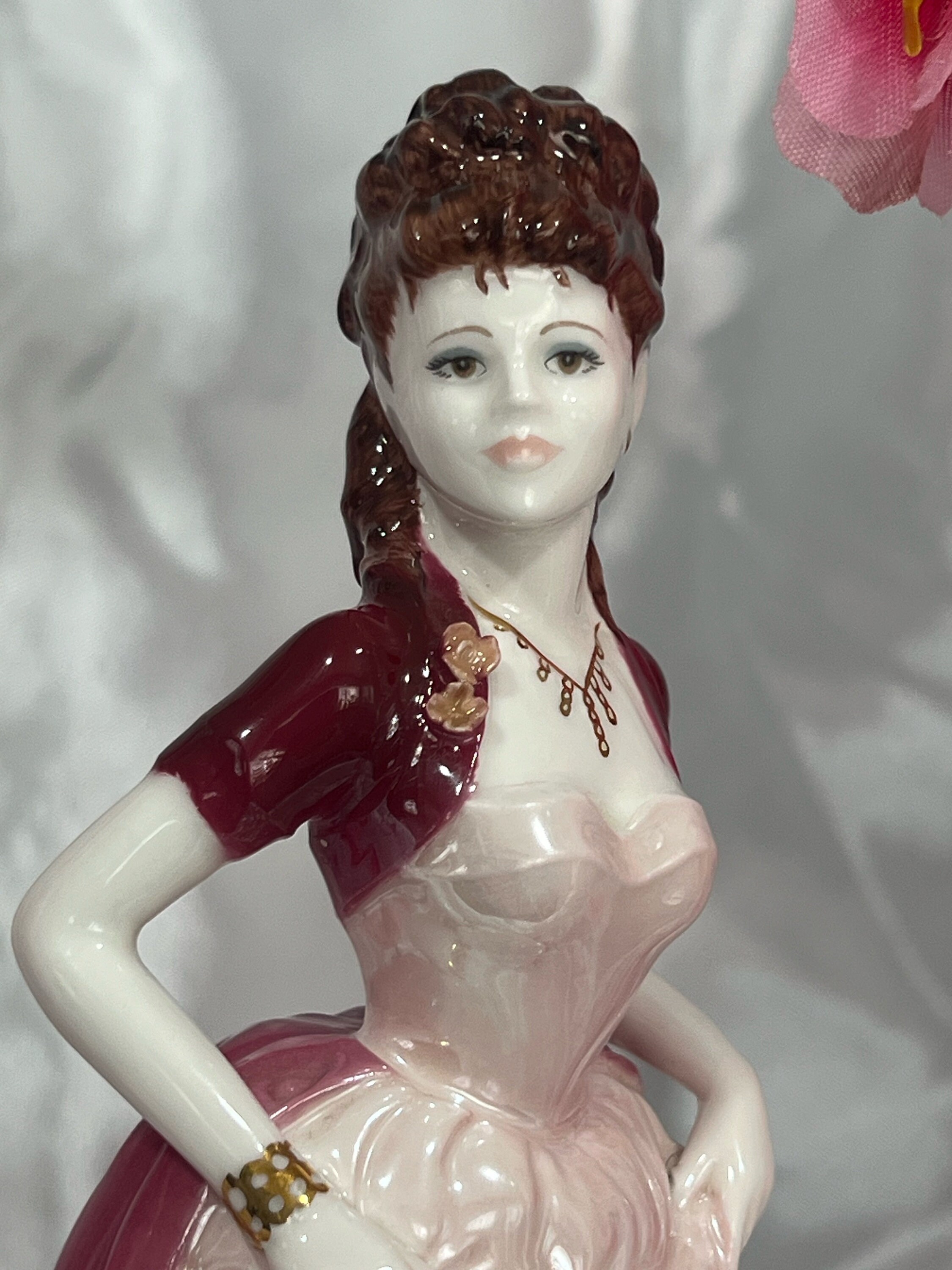 Coalport Figurine JOANNE - Etsy Canada
