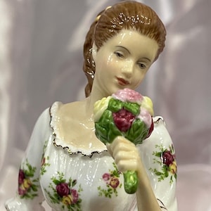 Royal Albert Figurine SWEET ROSE (RA26) - Etsy