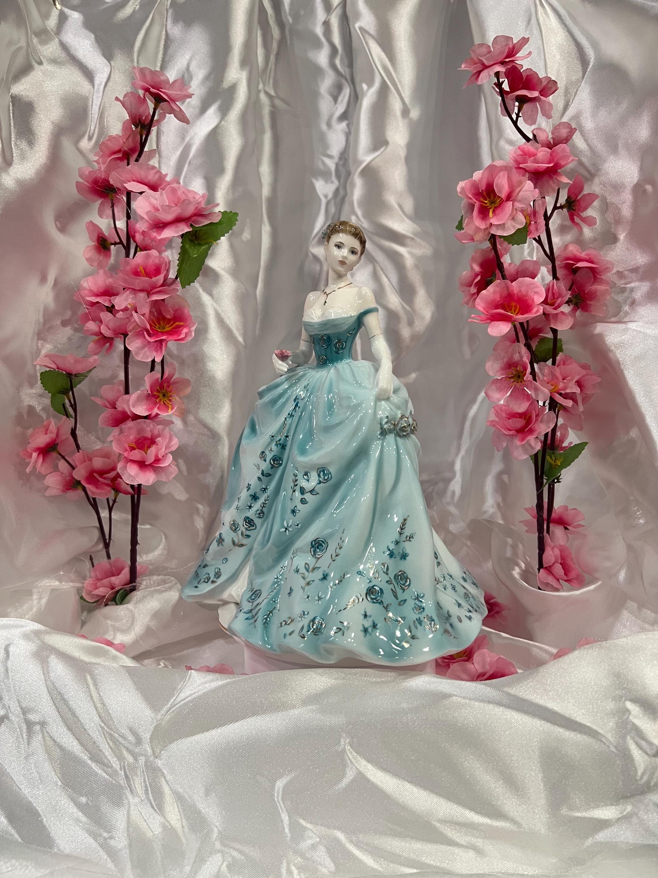 Coalport Figurine - Etsy Coalport Figurine - Etsy