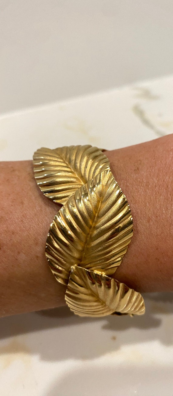vintage 1970s goldtone leaf - Gem