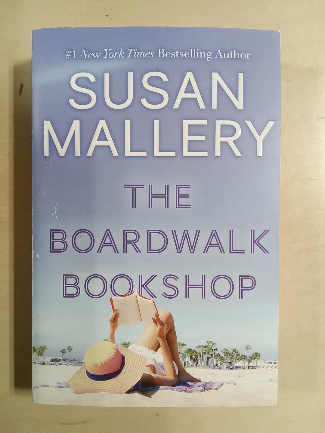 The Boardwalk Bookshop: A 2022 Beach Read by Susan Mallery (english ...