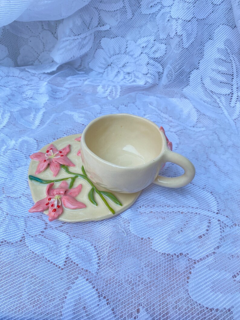 Lily Themed Cup and Saucer| Handmade Custom Flower Cup Set | Ceramic ...