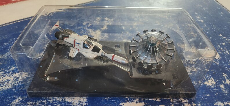 Gerry Anderson UFO S.H.A.D.O. Moonbase Interceptor With UFO Saucer Die ...