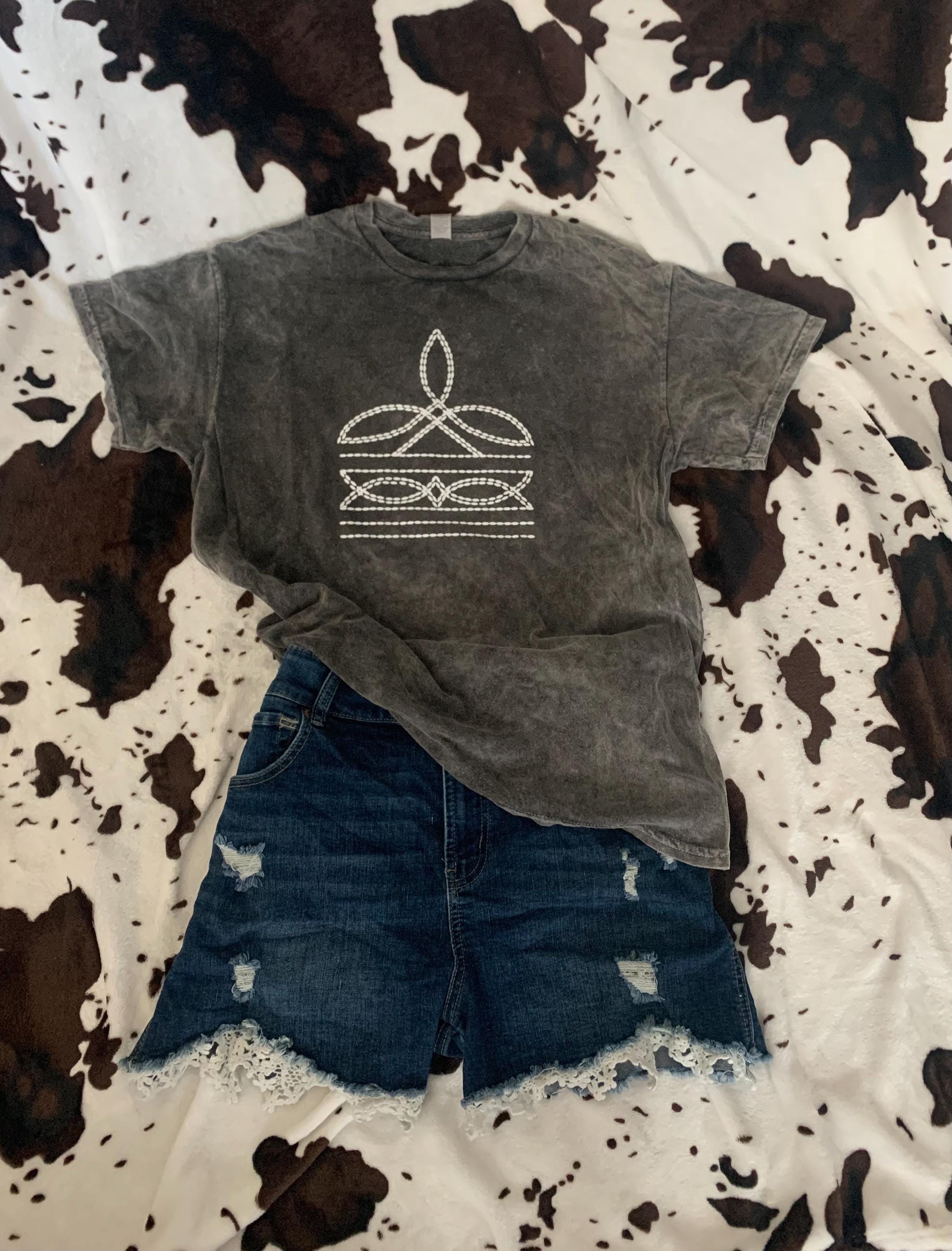 Acid Wash “boot Stitch” T-shirts - Etsy