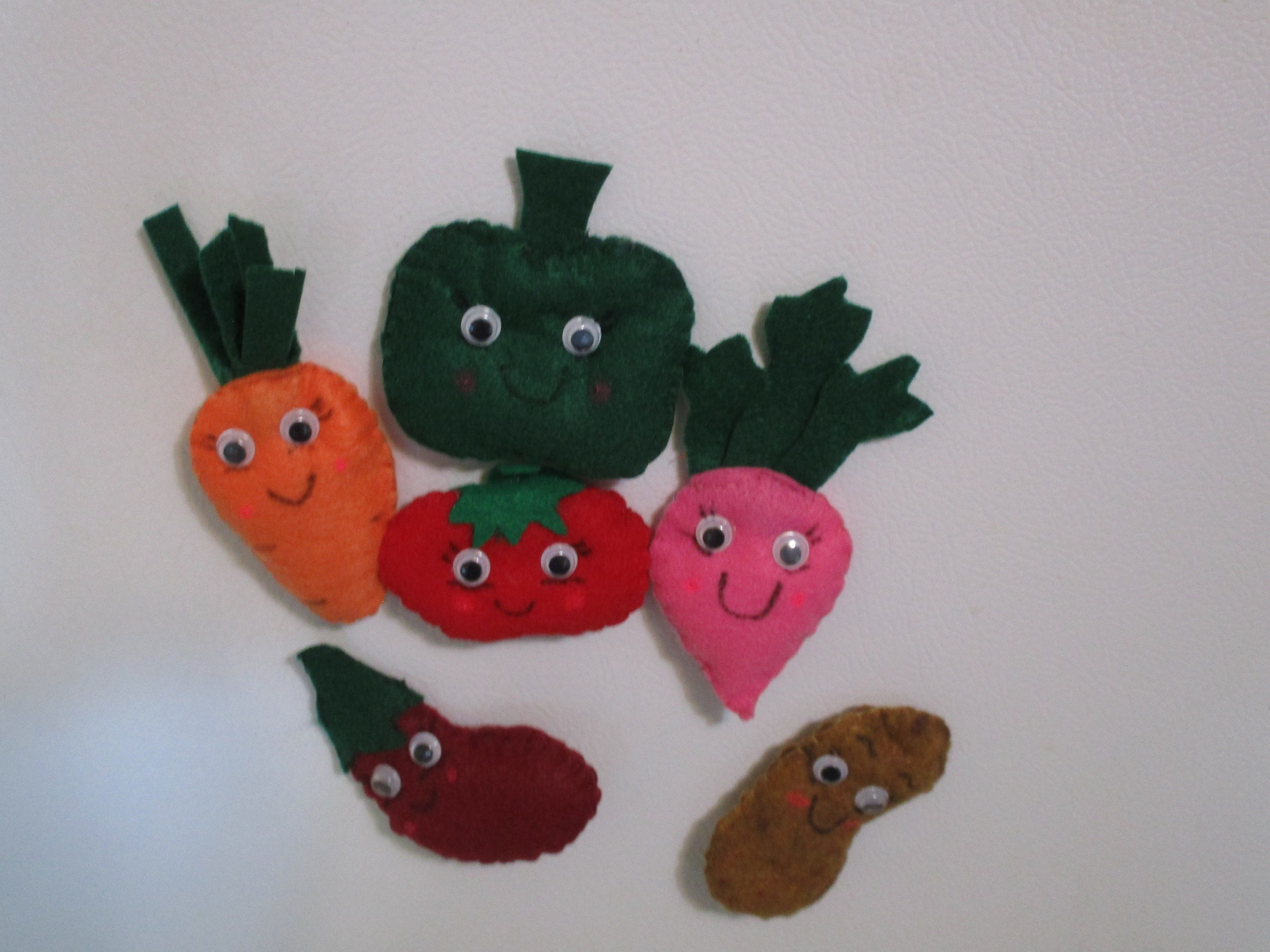 Smiling Vegetable Magnets Set - Etsy