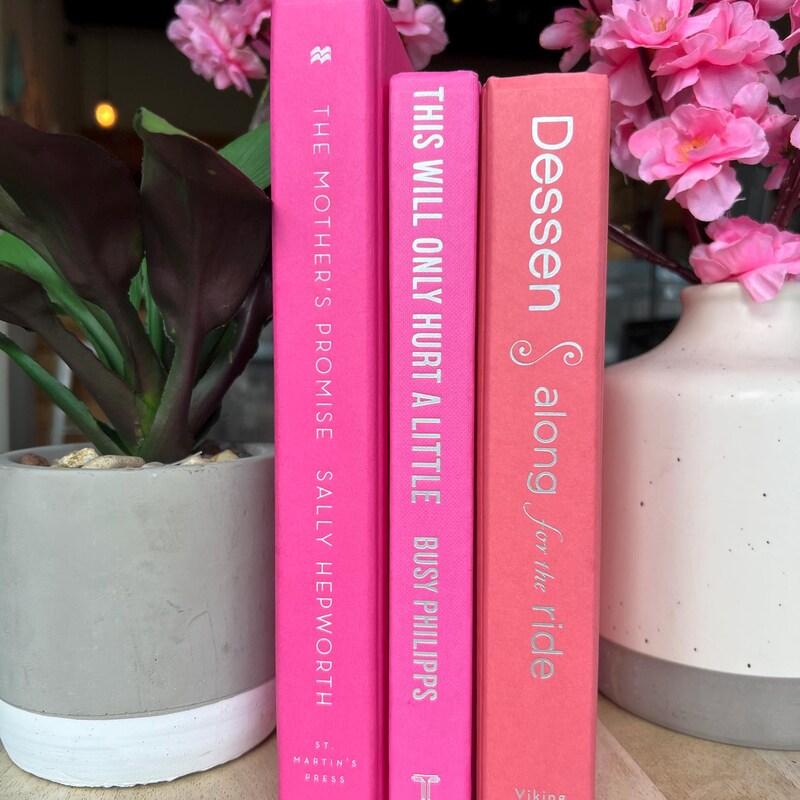 RainbowBookstore - Etsy