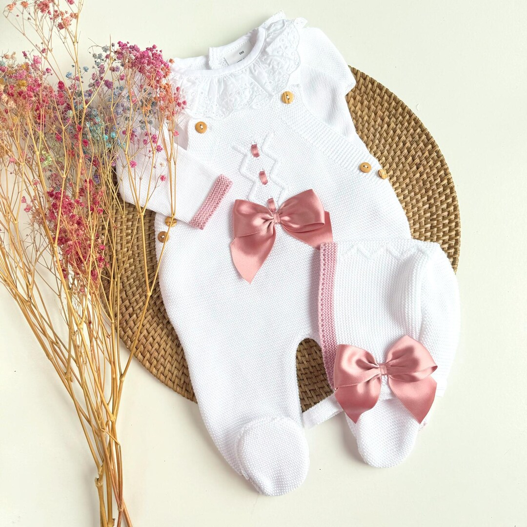 Newborn Spanish Knit Outfit, Primera Puesta Amarillo Baby Girl Gift ...