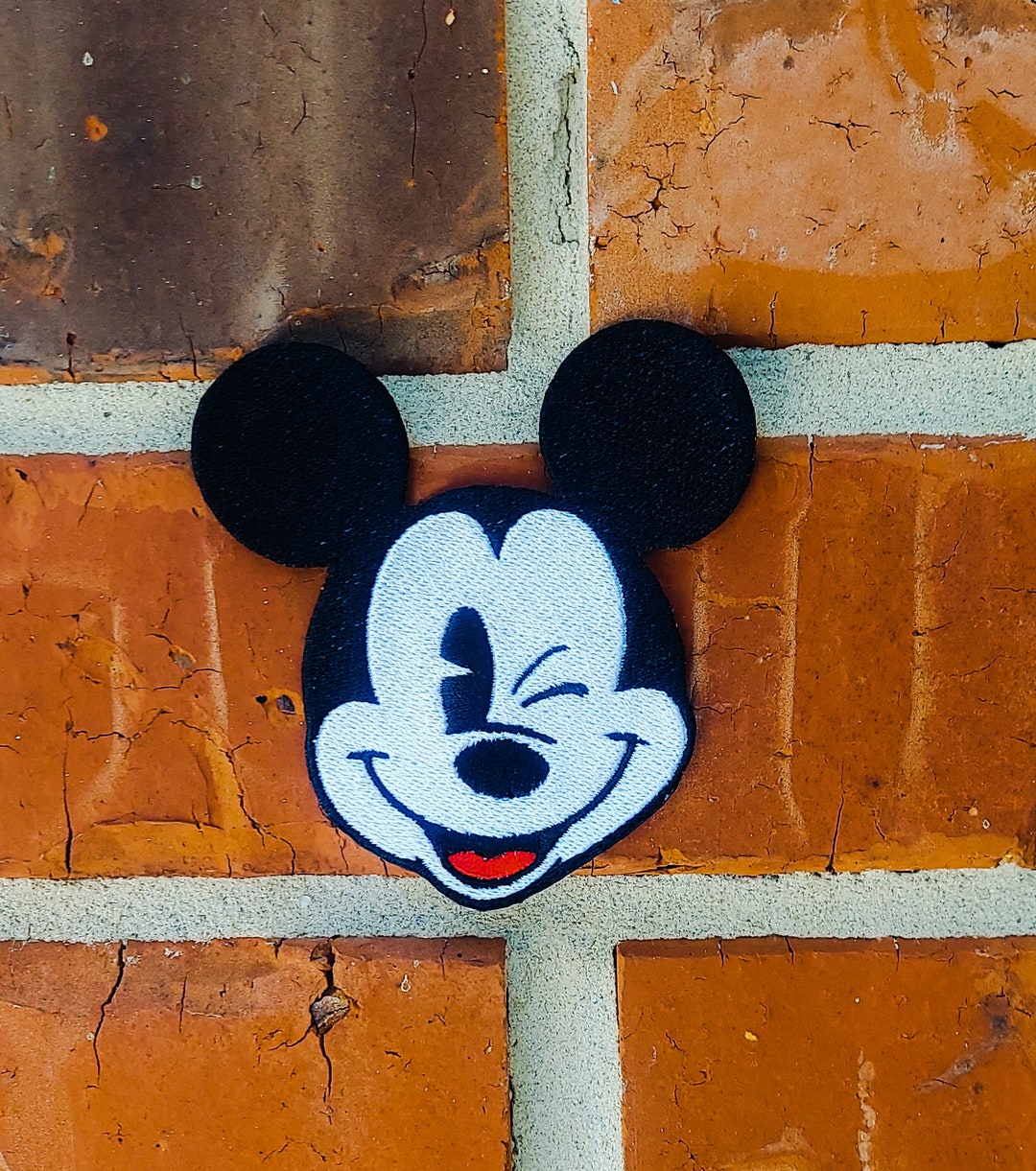 Mickey Mouse Winking 3.73 X 3.5 Disneyland Disney Parks Resorts Iron on ...