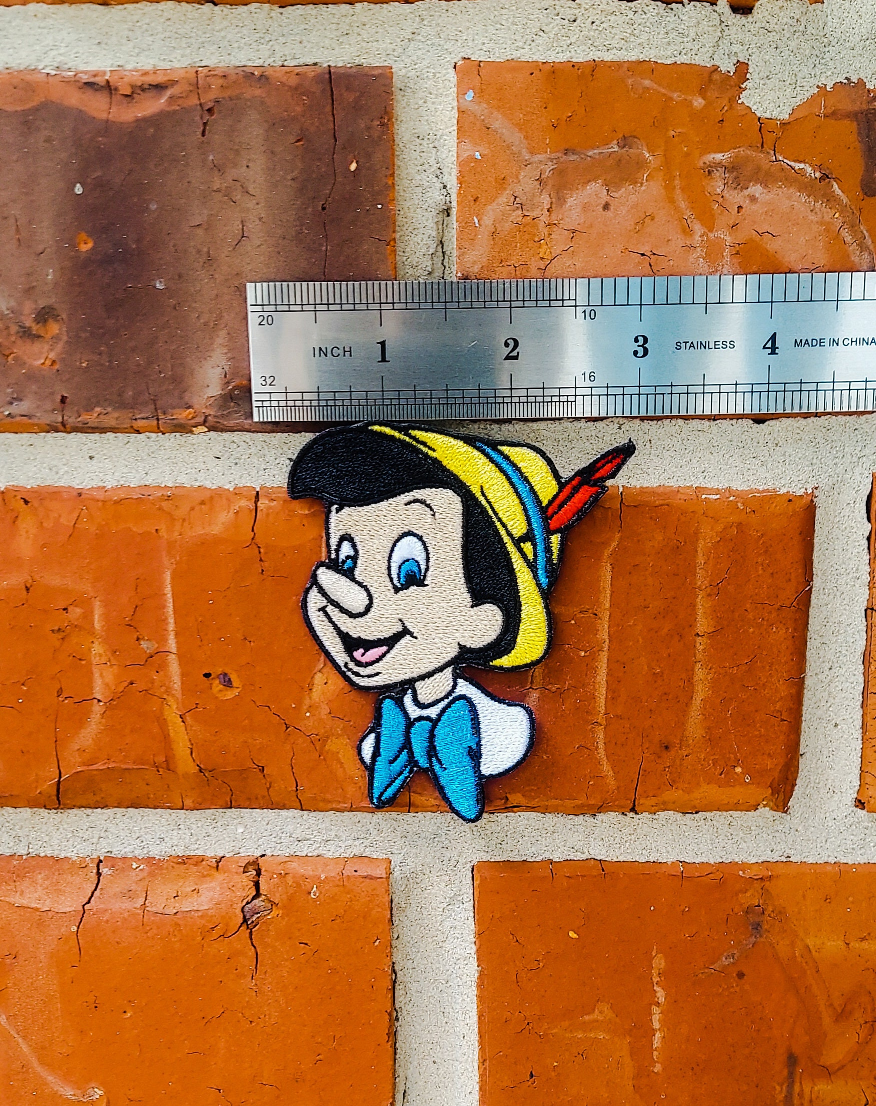 Pinocchio 2.91" X 3.31" Disneyland Disney Parks Resorts Iron on ...