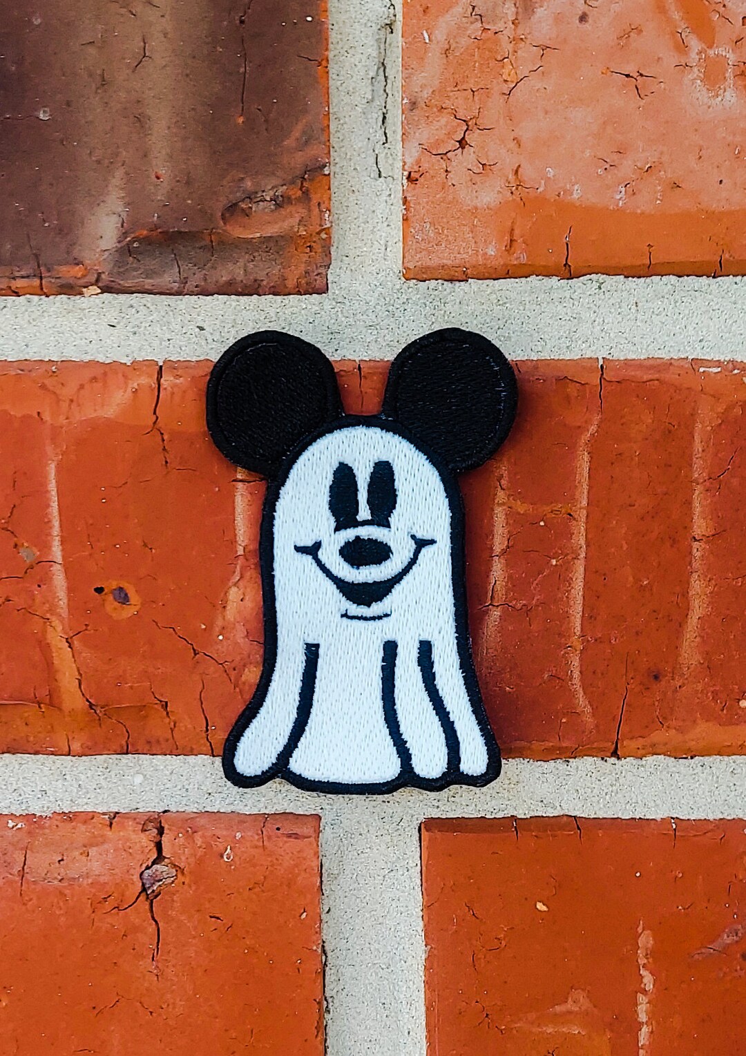 Mickey Mouse Ghost Glow in the Dark 2.11" X 3.11" Halloween Disneyland ...