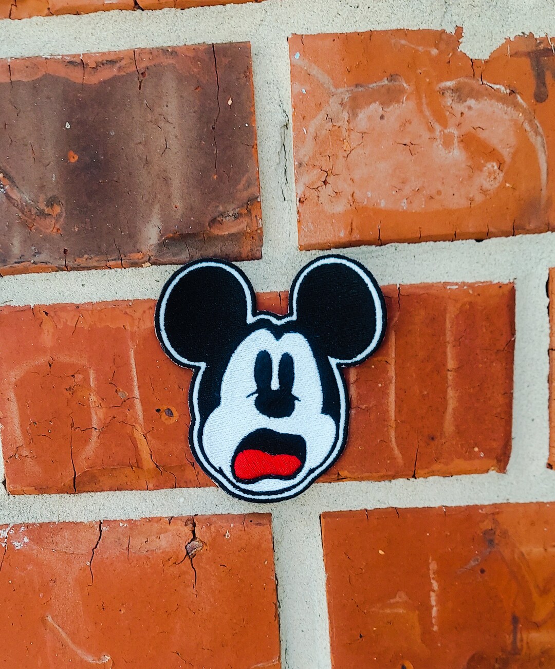 Mickey Mouse Scared 3.37 X 3.55 Disneyland Disney Parks Resorts Iron on ...