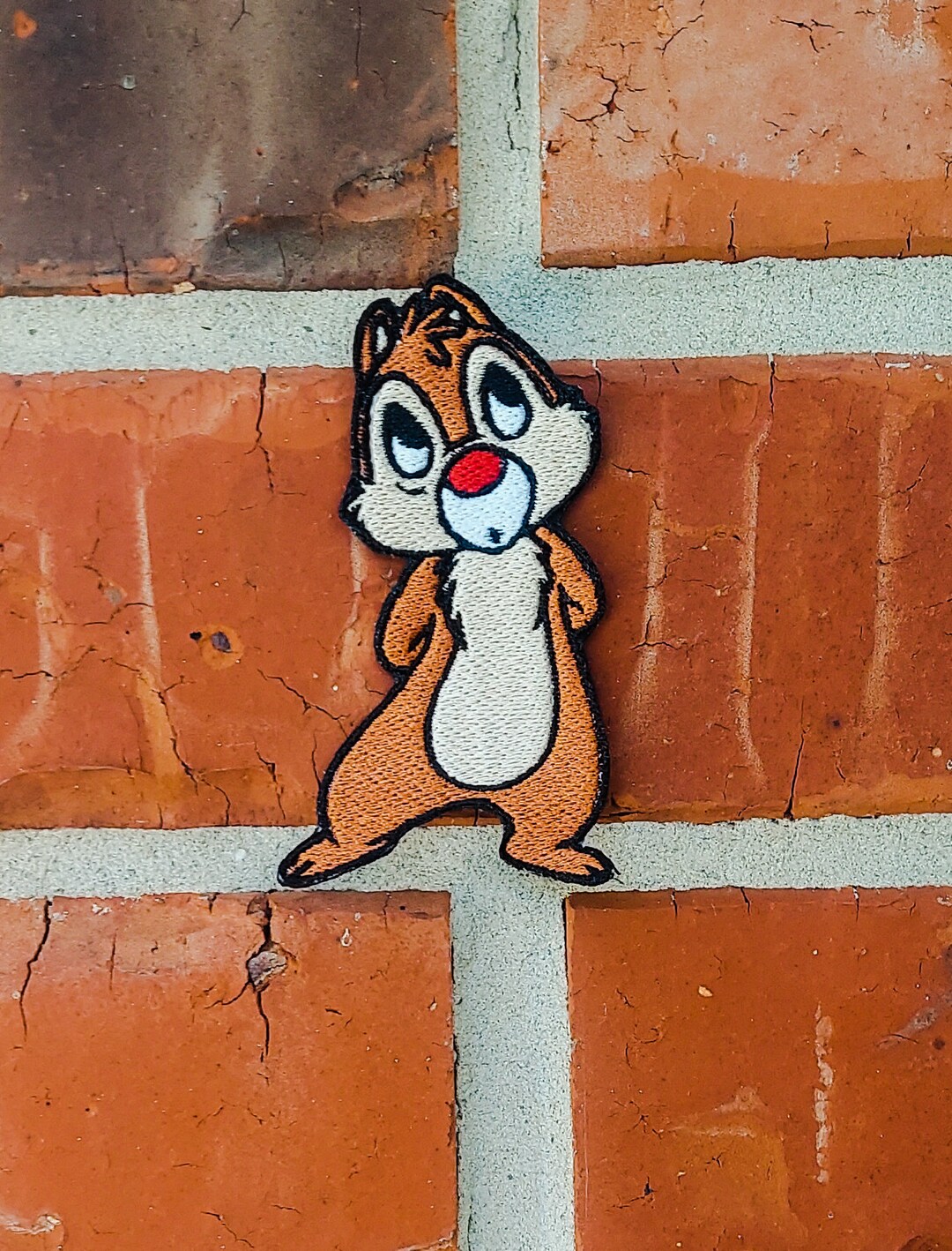Dale Confused 2.00" X 3.50" Chip and Dale Rescue Rangers Disneyland ...