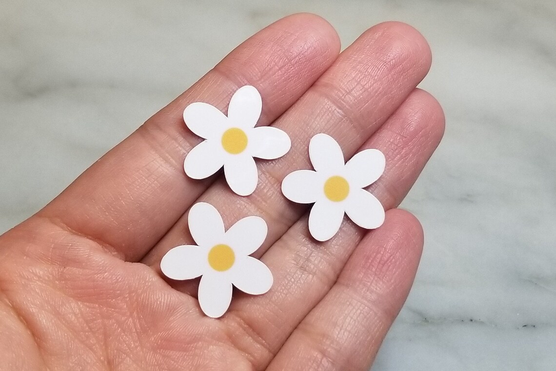 Mini Daisy Stickers: Laminated Vinyl Die Cut Stickers - Etsy