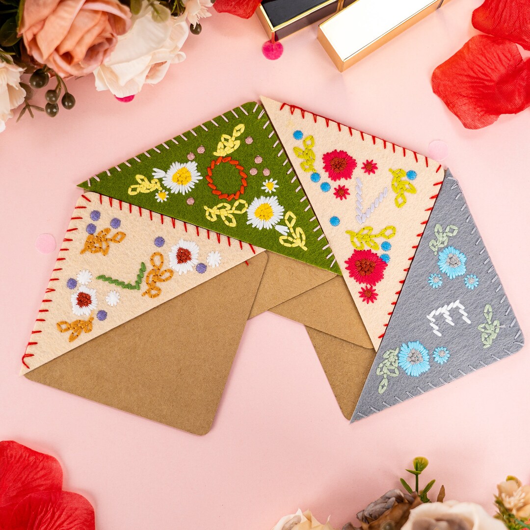 SET OF 2 Embroidered Alphabet Bookmark Personalized Hand - Etsy