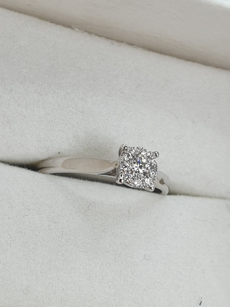 Estate 9ct 375 White Gold 10 Diamond Cluster Engagement or Promise Ring ...