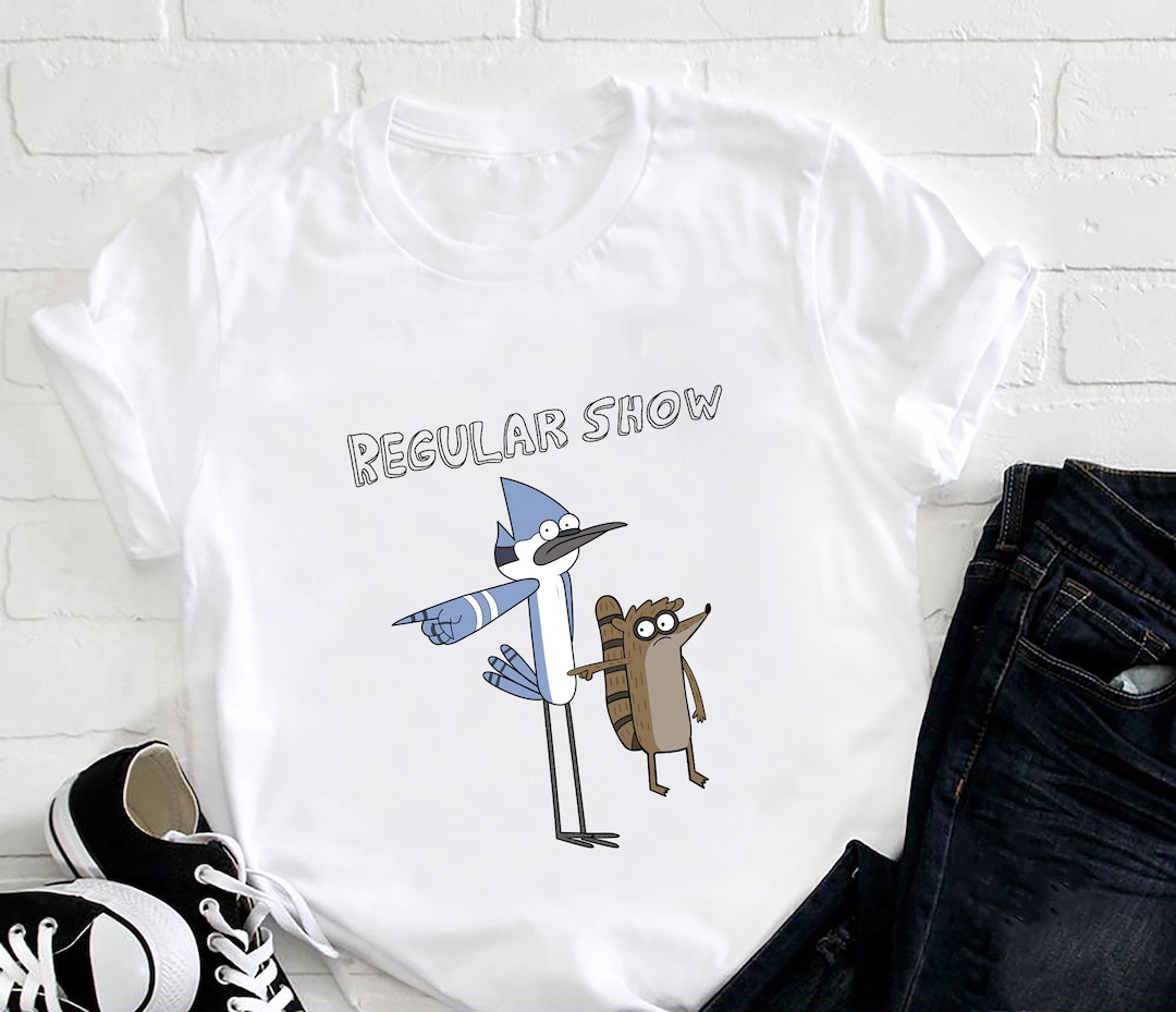 Regular Show Mordecai & Rigby Pointing T-shirt, Regular Show Shirt Fan ...
