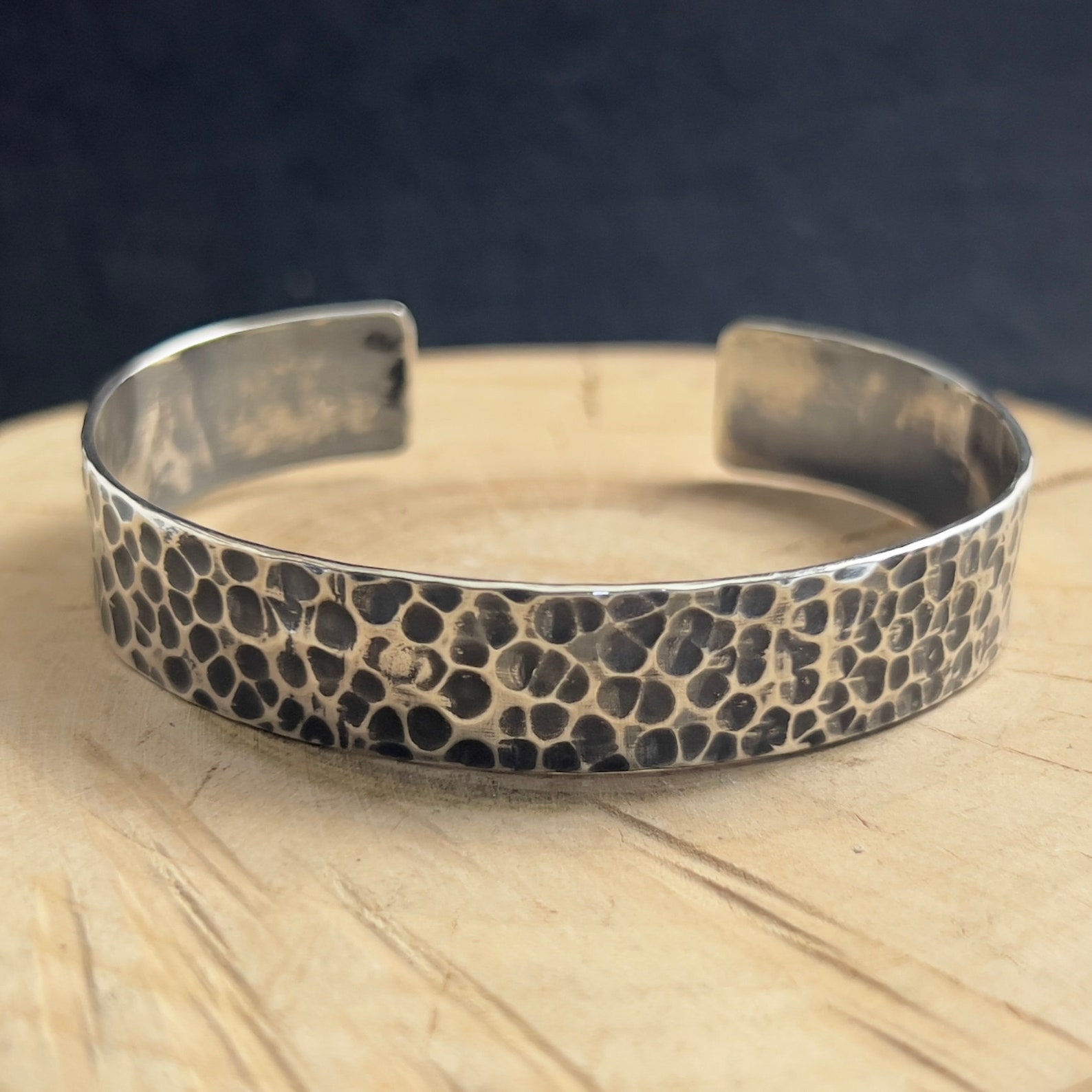 Oxidized Hammered Damascus Cuff Bracelet, Hand Inlaid Cuff Bracelet ...