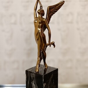 Bronze Winged Victory Figurine / Art Deco / Marble Base / Vintage ...