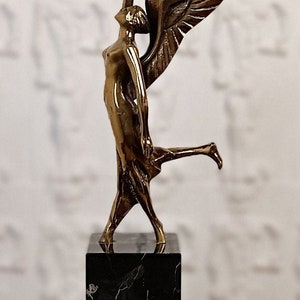 Bronze Winged Victory Figurine / Art Deco / Marble Base / Vintage ...