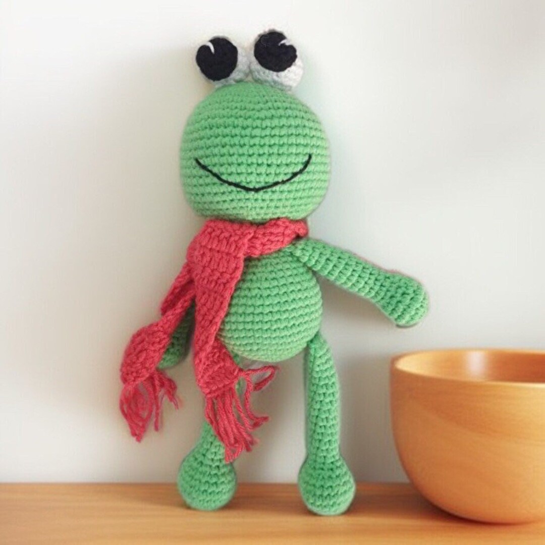 Cute Frog Crochet With Red Scarf, Cute Green Baby Frog Amigurumi ...