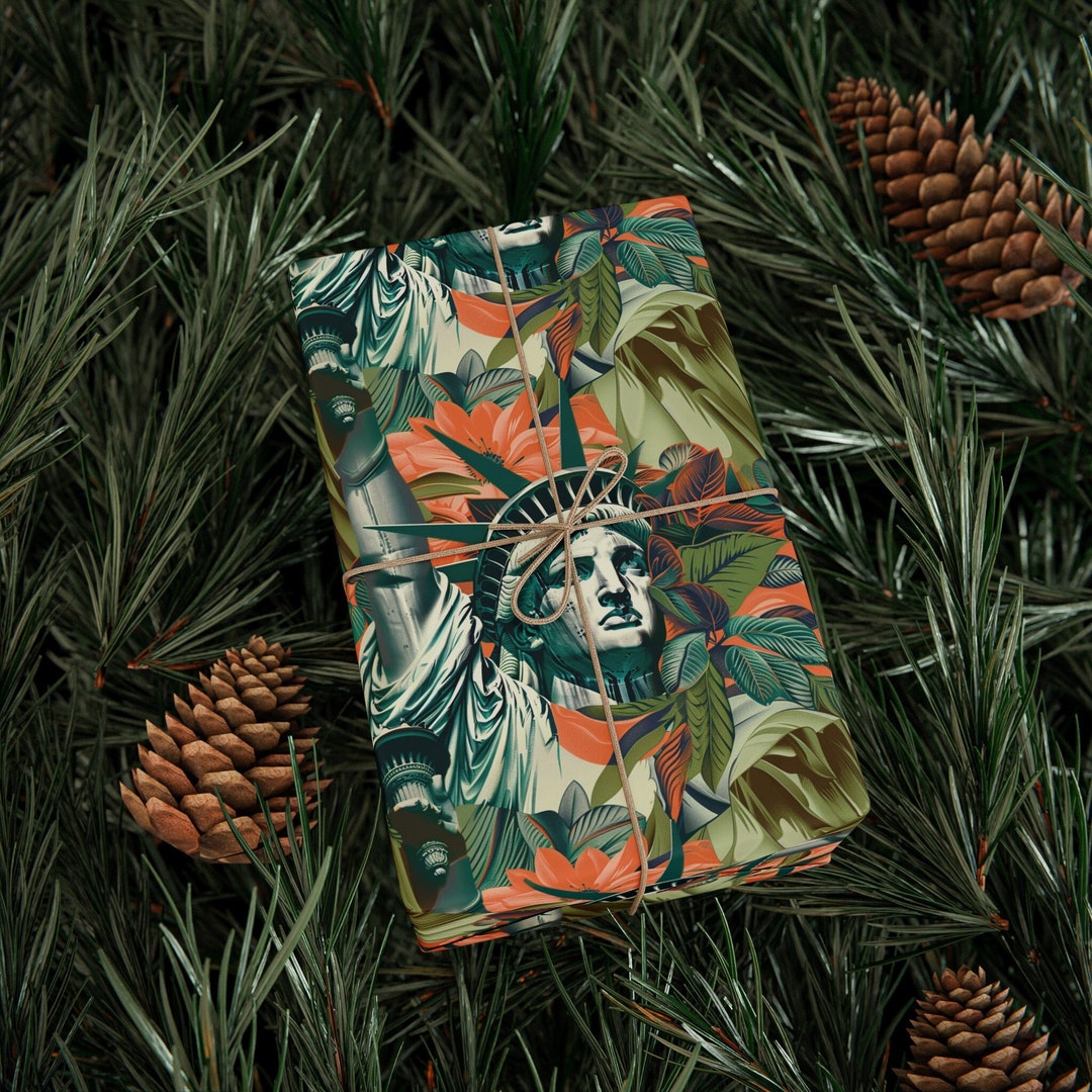 Statue of Liberty Wrapping Paper Themed Gift Wrap Celebrate Freedom ...
