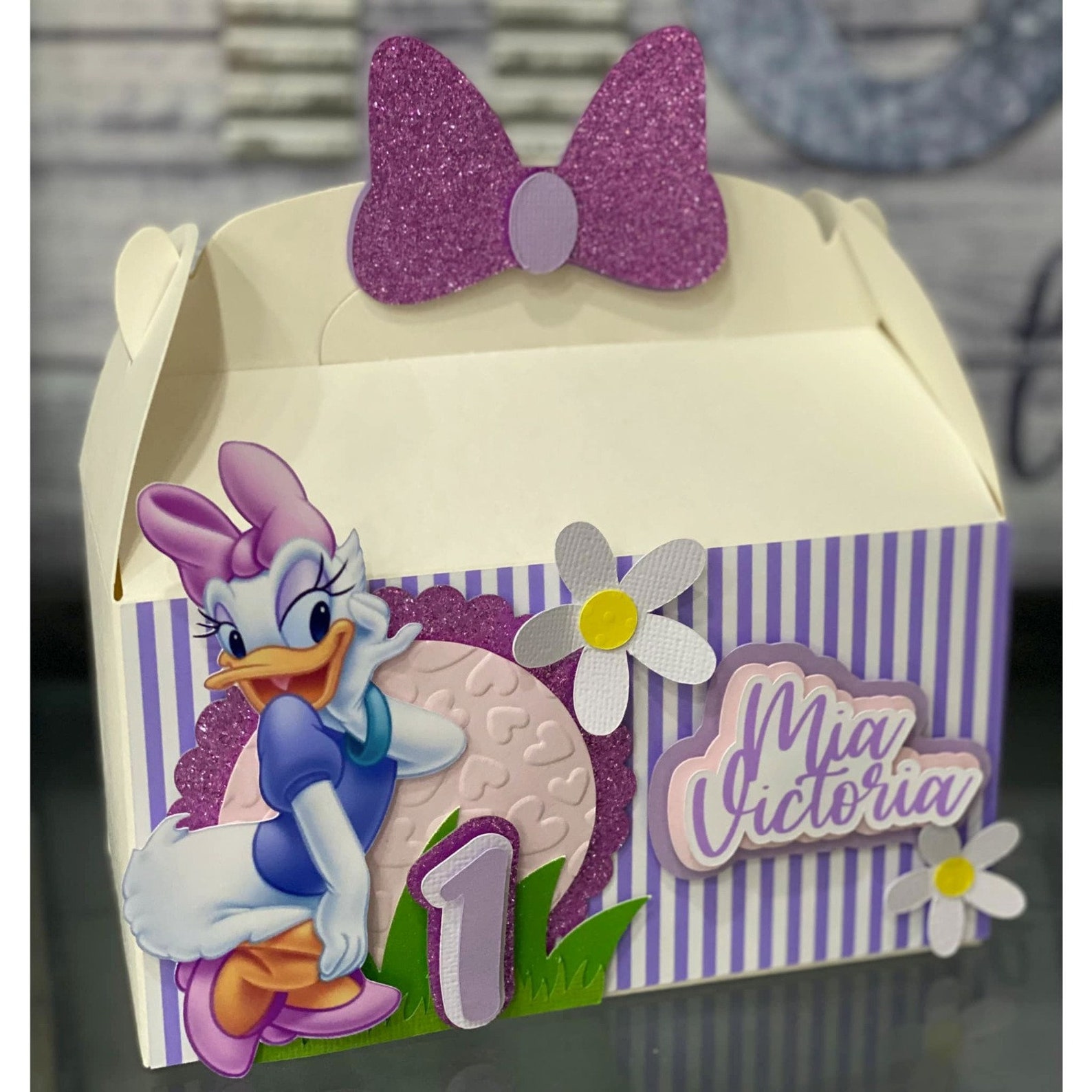 Daisy Duck Gable Box - Etsy