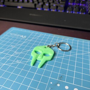 MF DOOM Mask Keyring - Etsy