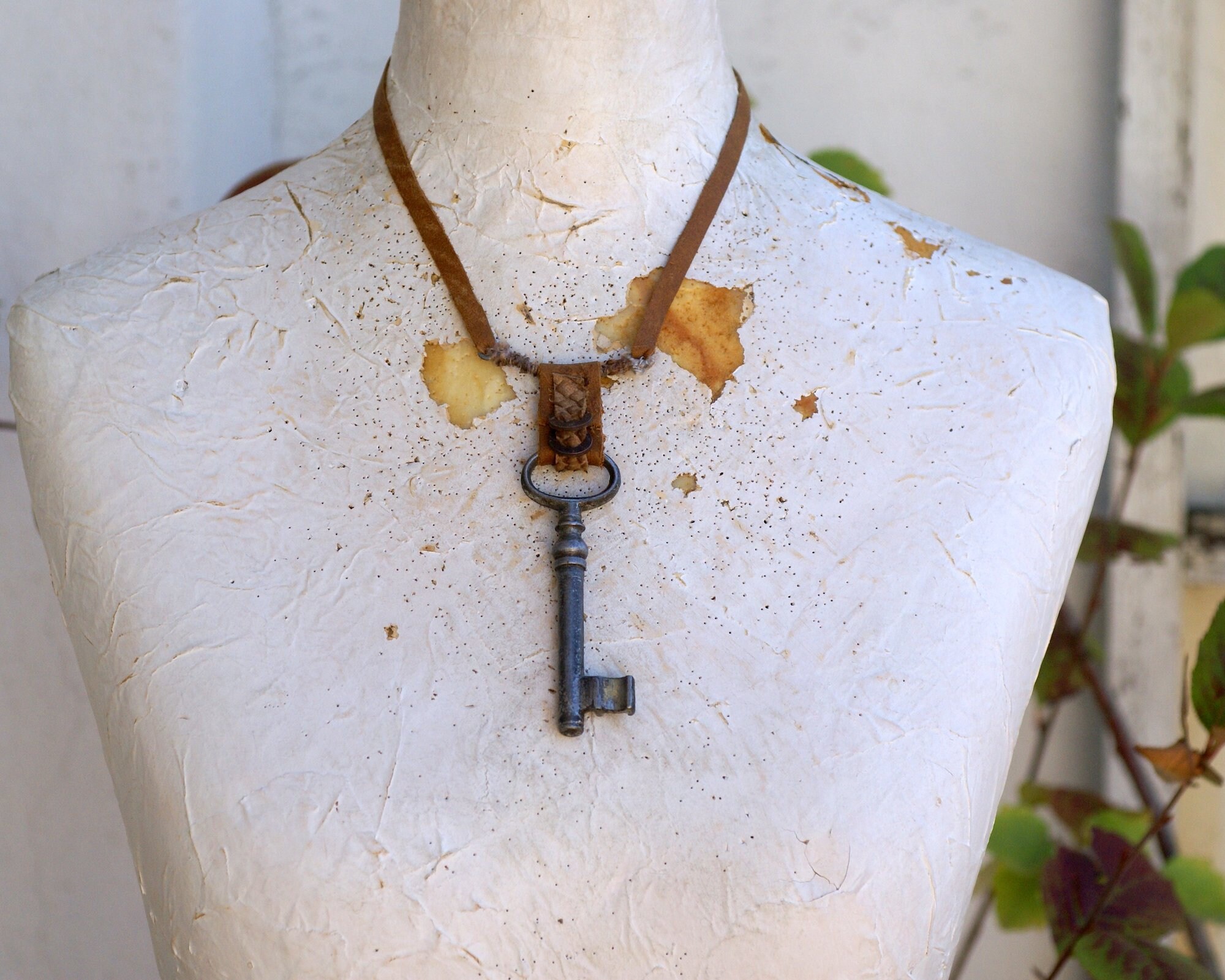Antique Skeleton Key Necklace, Large Vintage Key Necklace, Key Necklace ...
